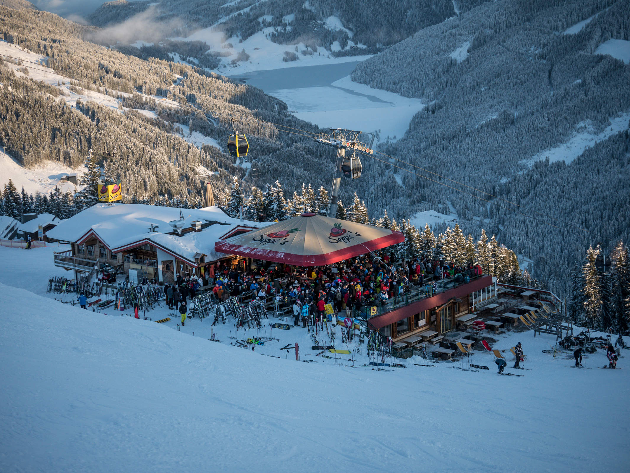 Gallery Seppis Ski Hut